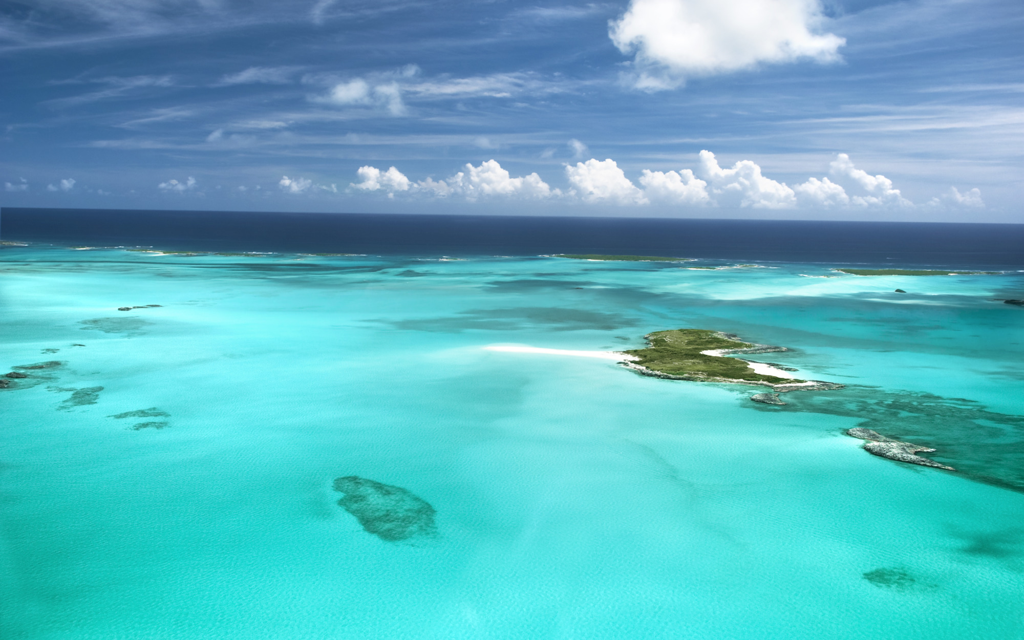 Exploring the beautiful Bahamas | Fairline Yachts