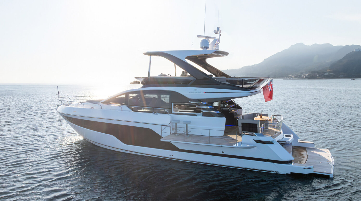 58 | Fairline