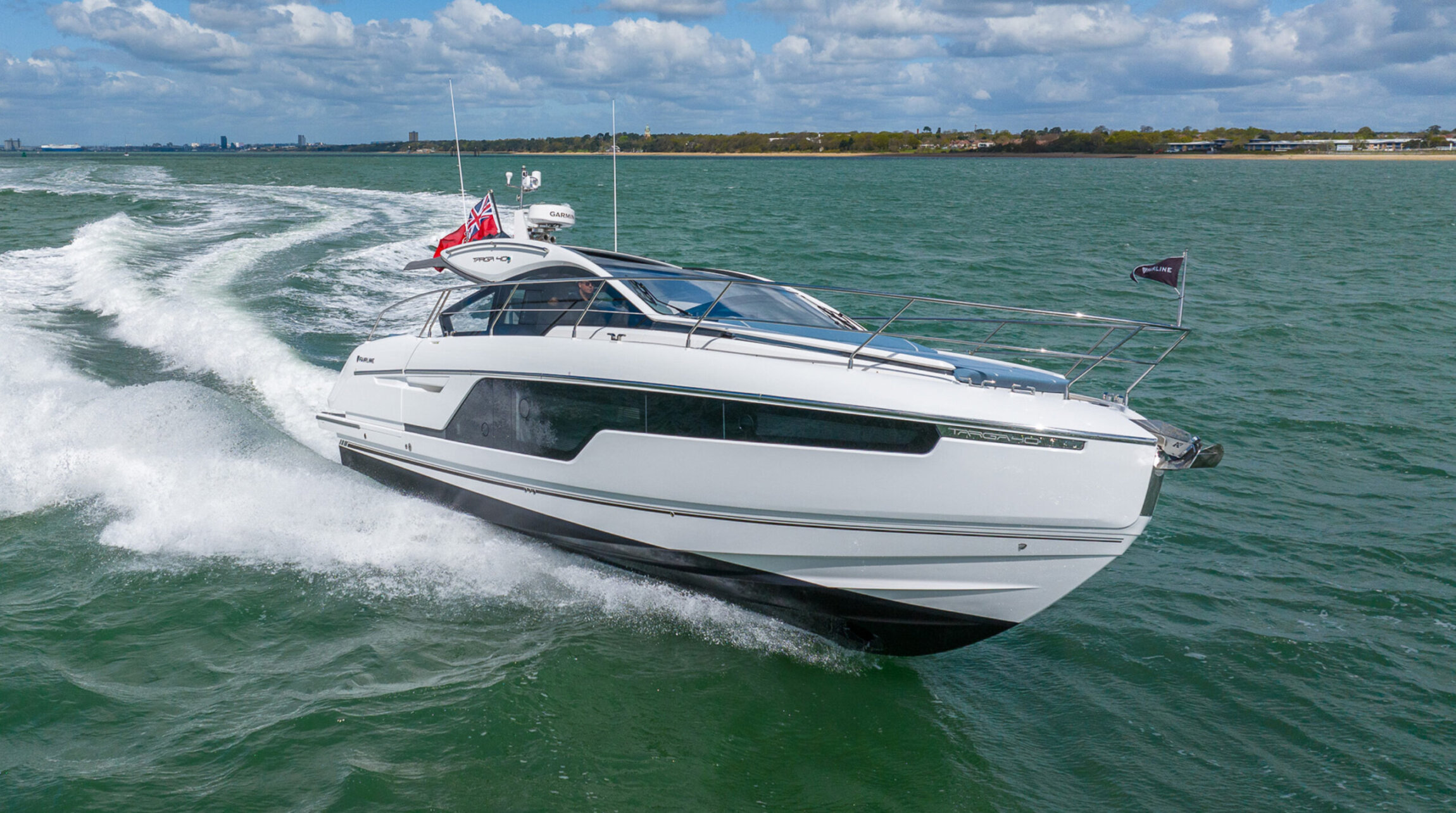 40 | Fairline Yachts