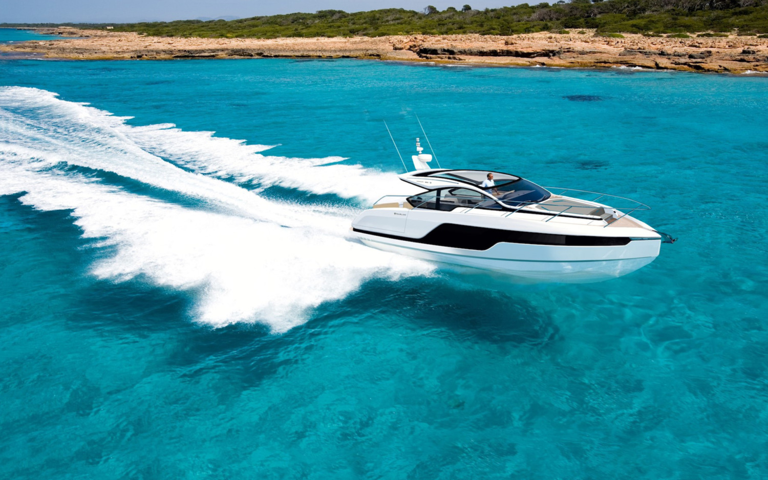Fairline Yachts | Luxury Motor Yachts